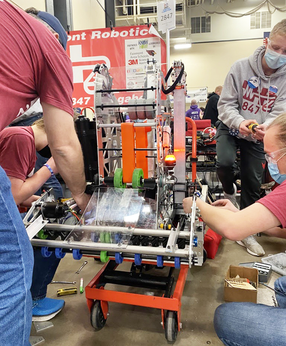 FHS robotics to make state debut | News, Sports, Jobs - Fairmont Sentinel